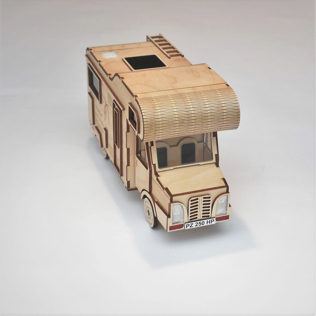 Kamper model – laserprojekt.tech by Balsa