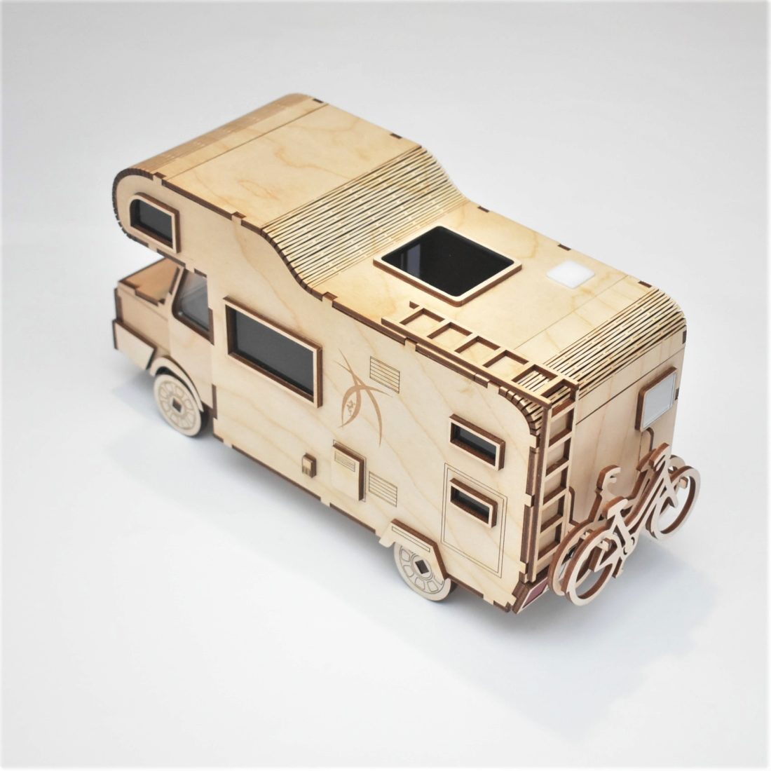 Kamper model – laserprojekt.tech by Balsa